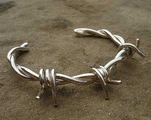 Barbed Wire Bracelet | LOVE2HAVE in the UK!